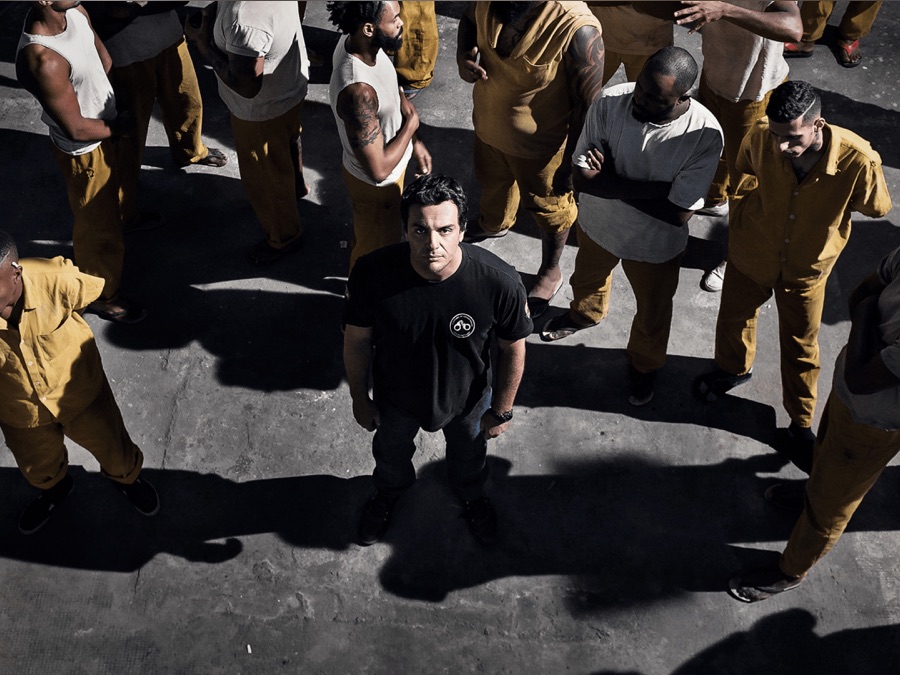 Jailers | Apple TV (BR)