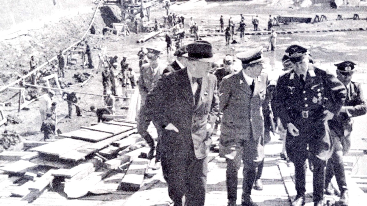 Secrets Of Nazi U-Boat Bases - Apple TV (AU)