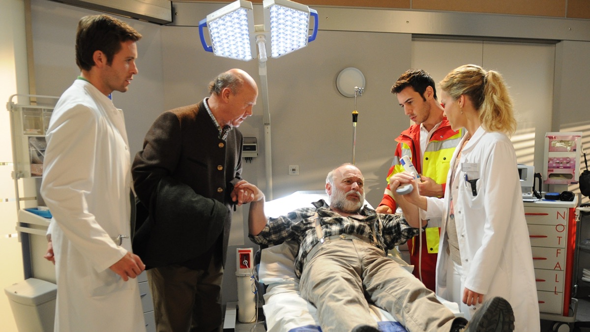 Folge 137 - Herzflimmern - Die Klinik am See (Staffel 8, Folge 6) - Apple TV (DE)