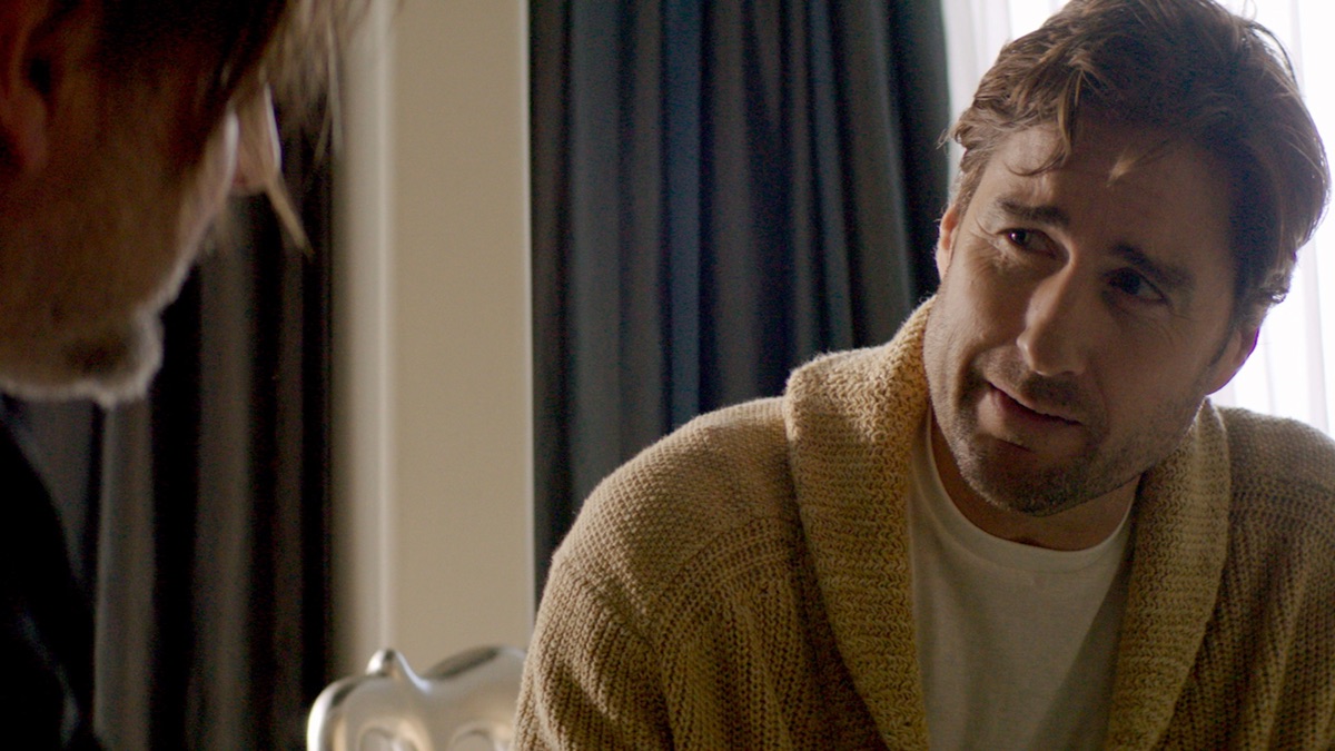 Hollow Body | Apple TV (uk)