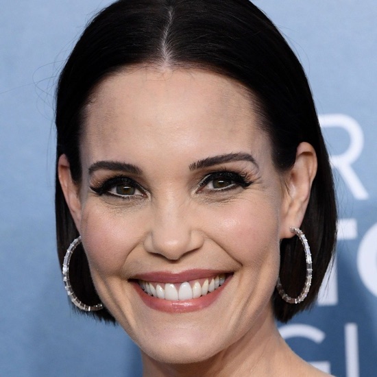 Leslie Bibb | Apple TV