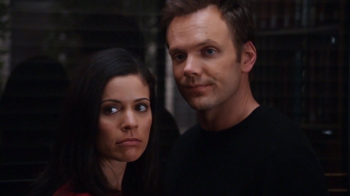 Interpretive Dance – Community (Season 1, Episode 14) | Apple TV