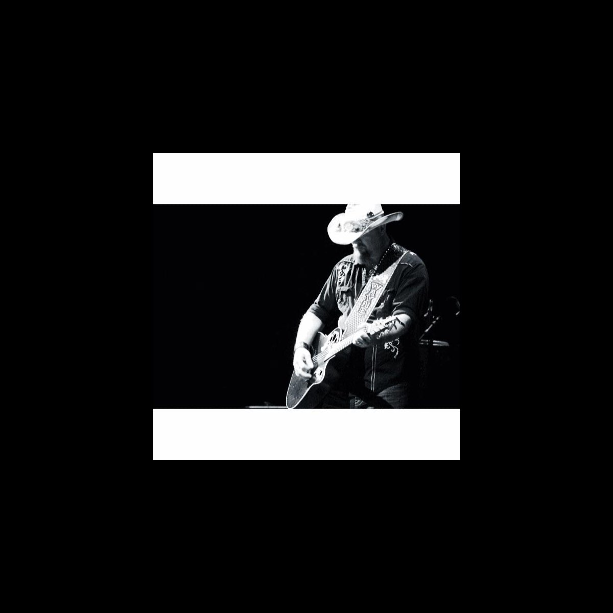 ‎She Knows the Words to Every Song - Single by Wayne Mills Band on iTunes