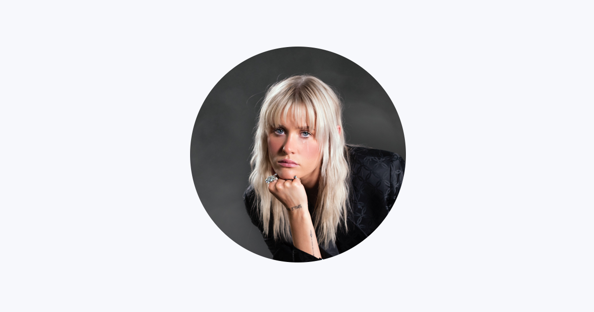 ‎Lilly Ahlberg bei Apple Music
