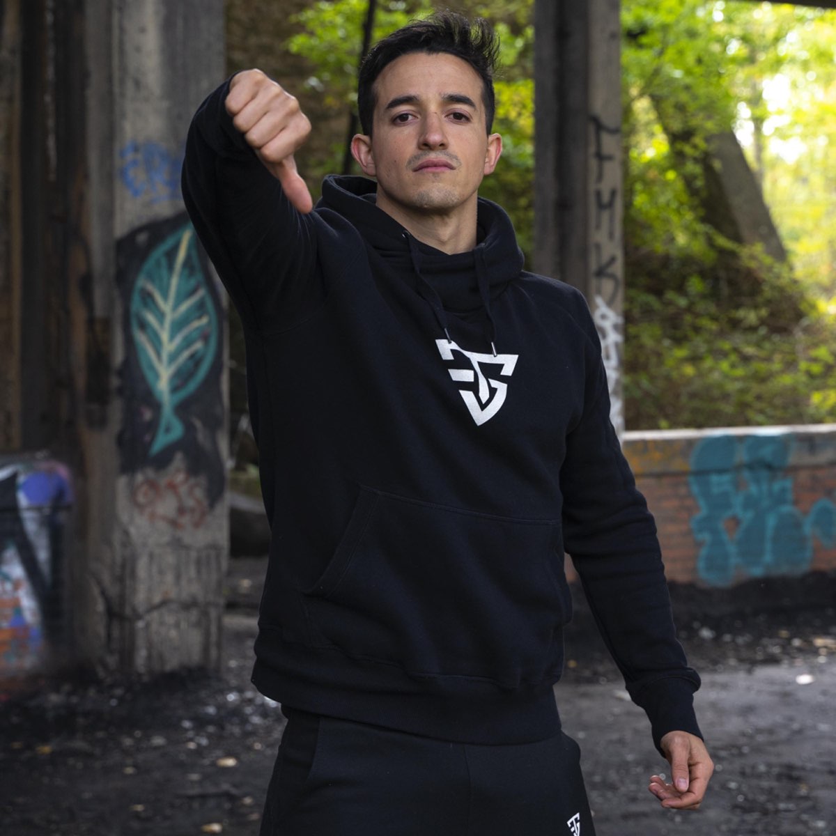 ‎Clash Juju Fitcats - Single by Tibo Inshape on Apple Music