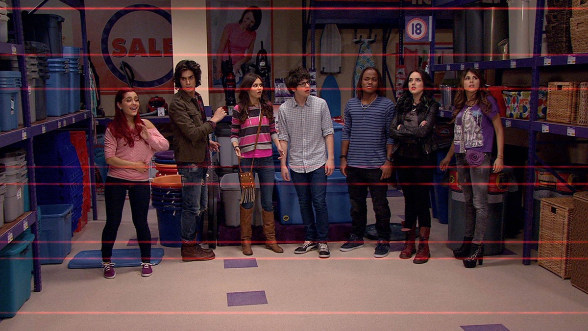 Wanko's Warehouse - Victorious (Season 4, Episode 1) | Apple TV