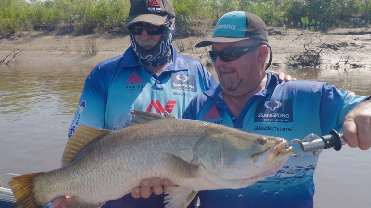 Episode 4 – Merv Hughes Fishing (Season 8, Episode 4) - Apple TV (AU)