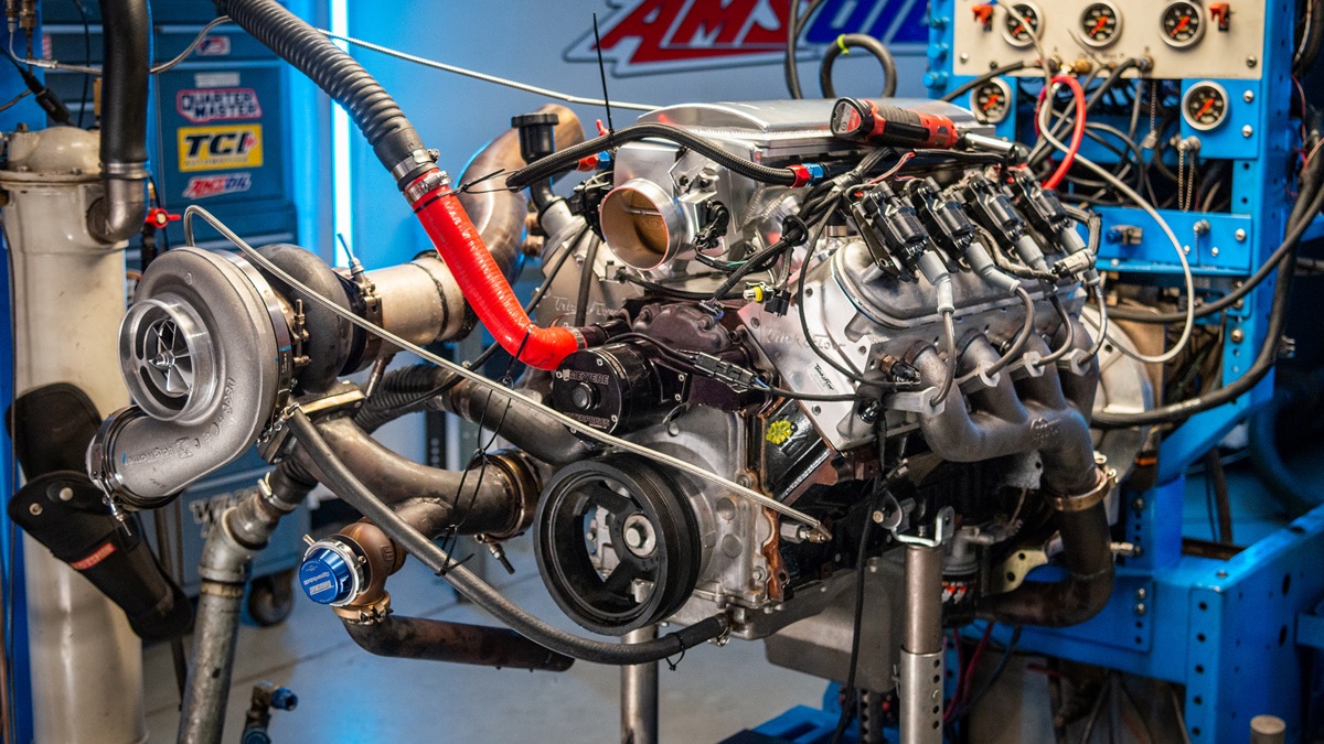 Stock vs. Built - Engine Masters (Season 3, Episode 12) | Apple TV