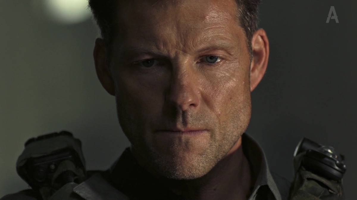 Strike Back: Vendetta 1 - Strike Back (Series 8, Episode 1) - Apple TV (UK)