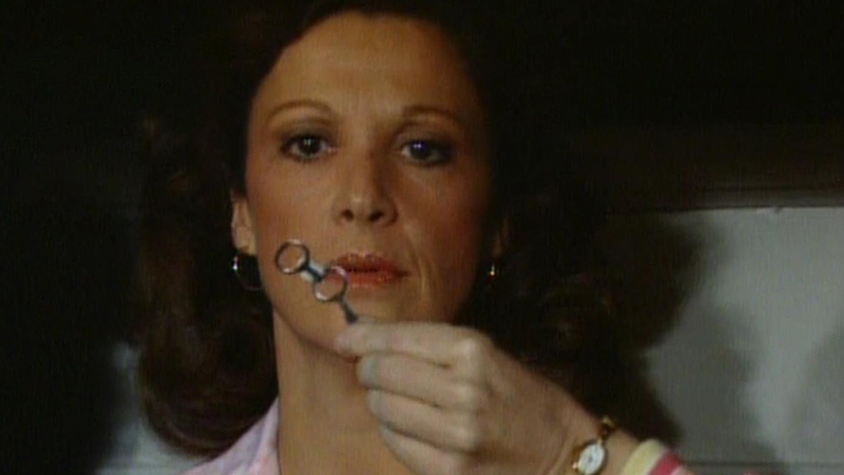 Good Buddy Flo - Alice (Season 4, Episode 12) | Apple TV