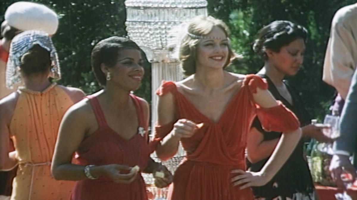 The Lady In Red - Apple TV (UK)