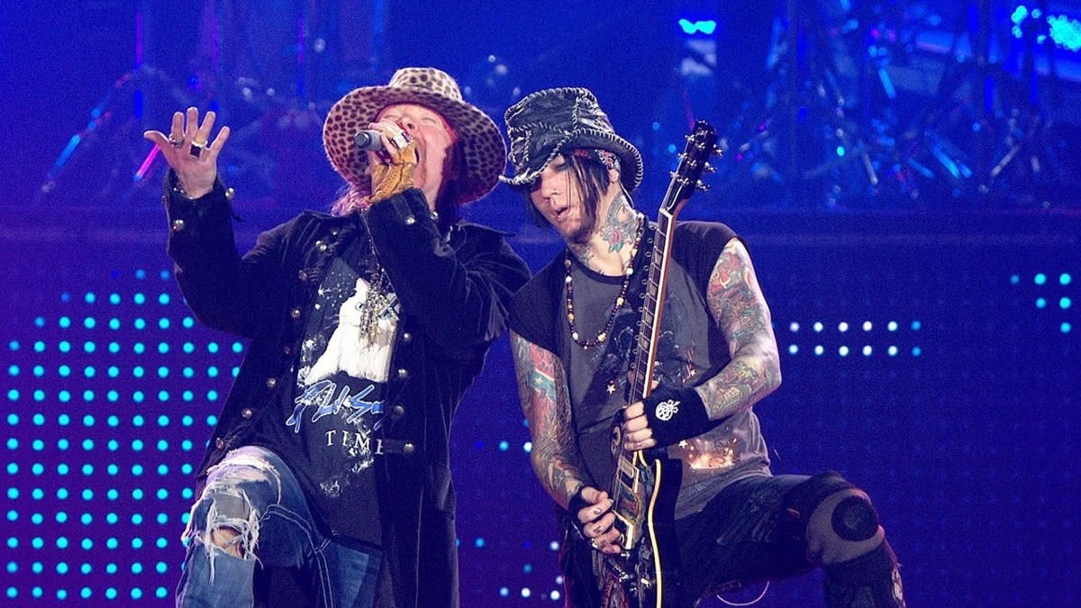 Guns N' Roses: Live O2 Arena London | Apple TV