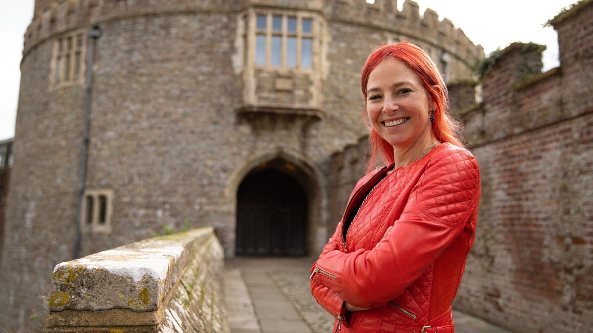 Fortress Britain with Alice Roberts | Apple TV (UK)