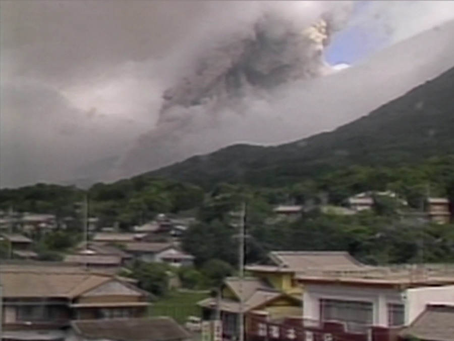 Facing The Killer Volcano - Apple TV