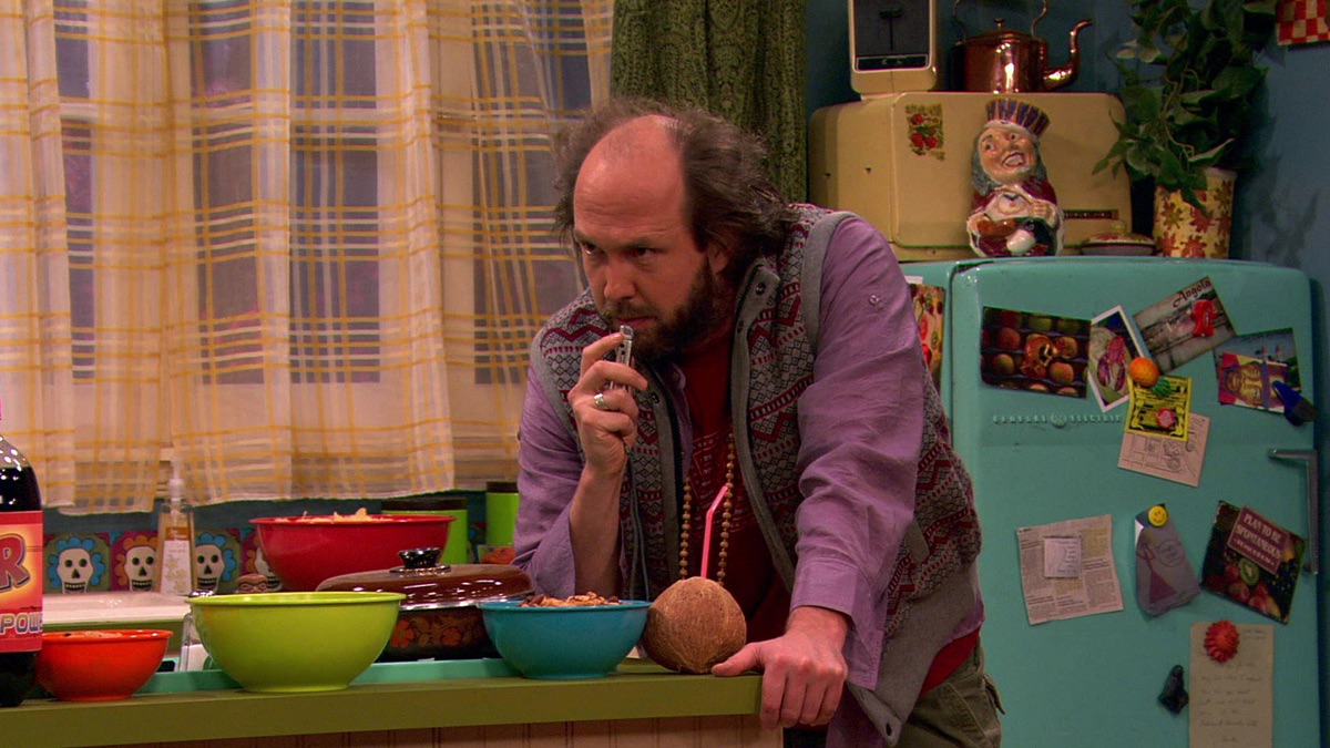 Sleepover at Sikowitz's - Victorious | Apple TV