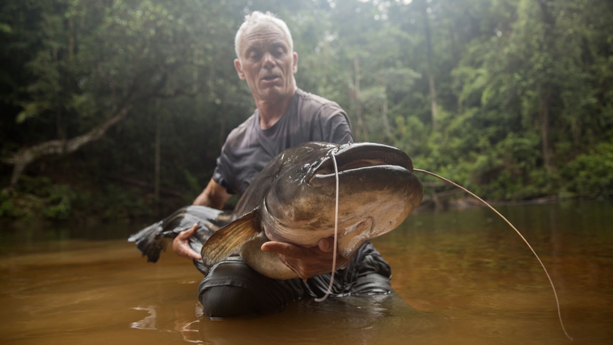 Malaysian Lake Monster - River Monsters | Apple TV