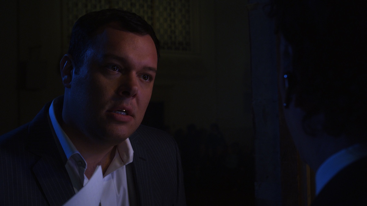 Episode 3 – Leverage (Season 4, Episode 3) - Apple TV (AU)