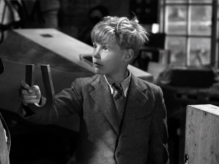 The Magnet | Apple TV (UK)