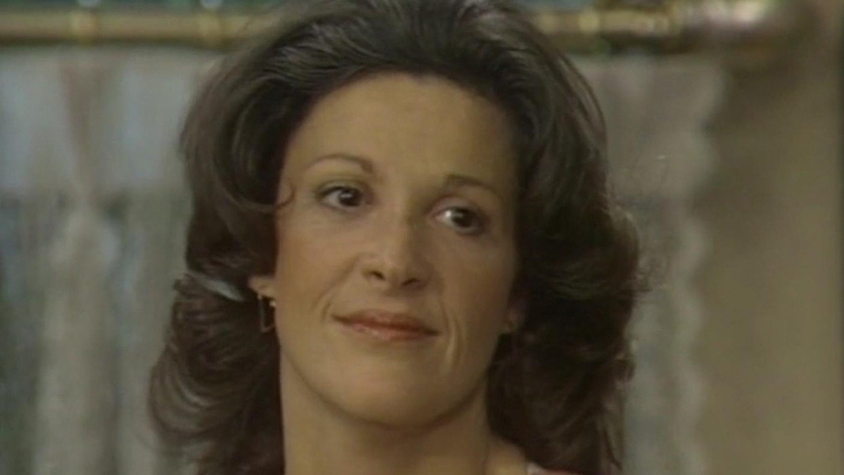 Mel's in a Family Way - Alice (Season 3, Episode 8) | Apple TV