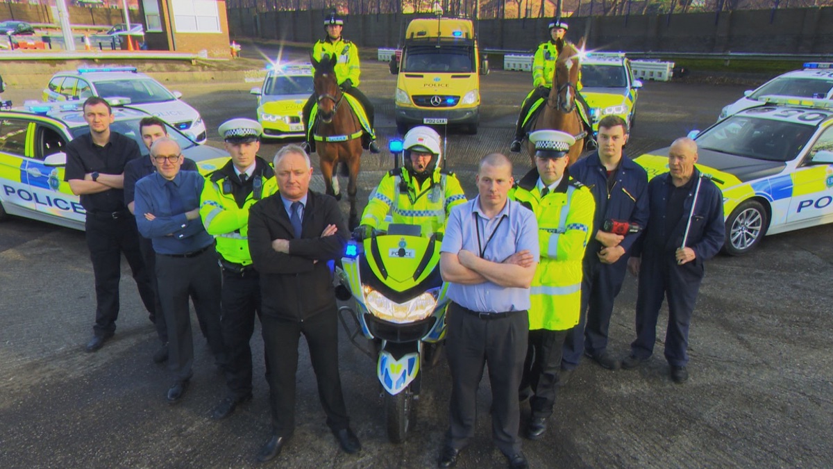 Cop Car Workshop | Apple TV (CA)